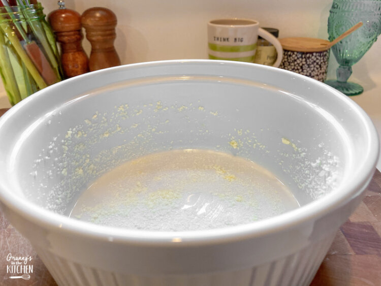 Easy Cheese Soufflé Recipe - Granny's in the Kitchen